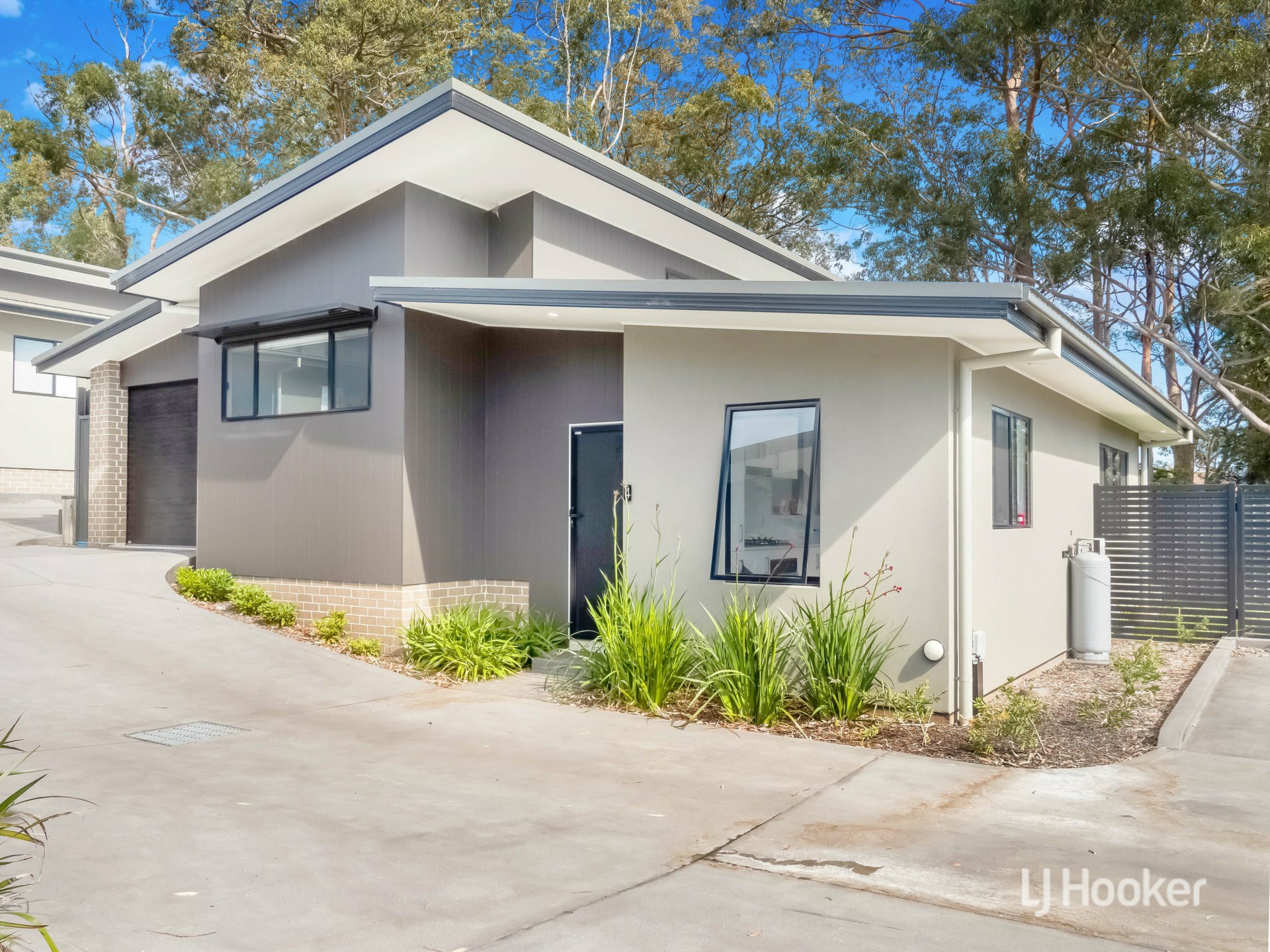 4/28 Frederick Street Sanctuary Point NSW - Property Details - LJ Hooker