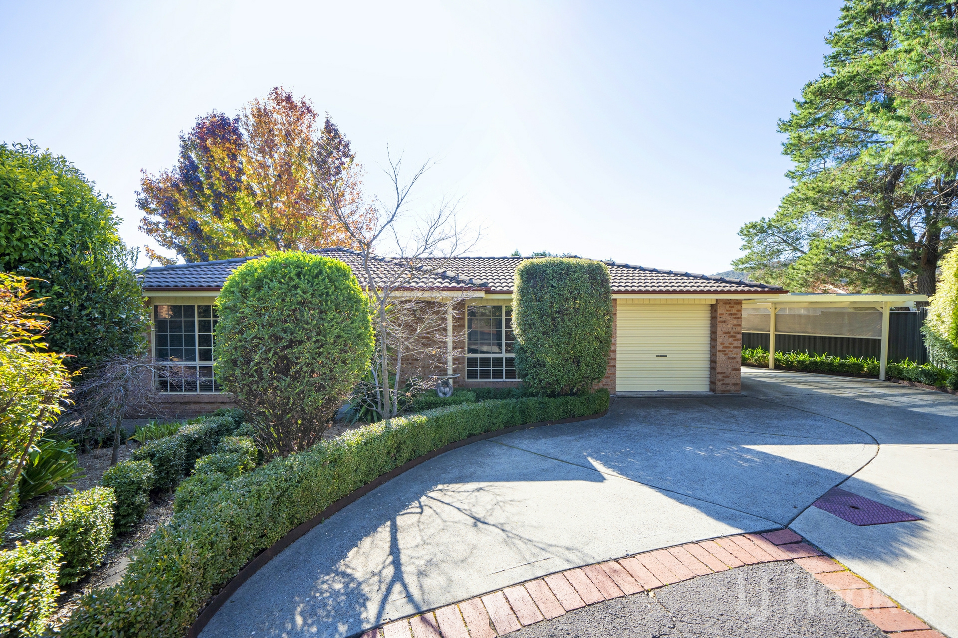 15 Snow Gum Place Jerrabomberra NSW - Property Details - LJ Hooker