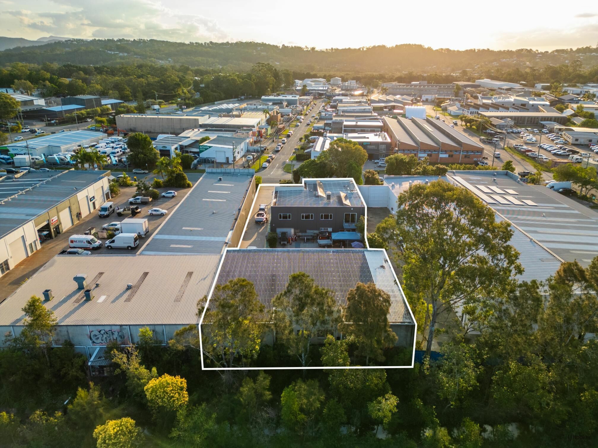 6 Hayter Street Currumbin Waters QLD - Property Details - LJ Hooker