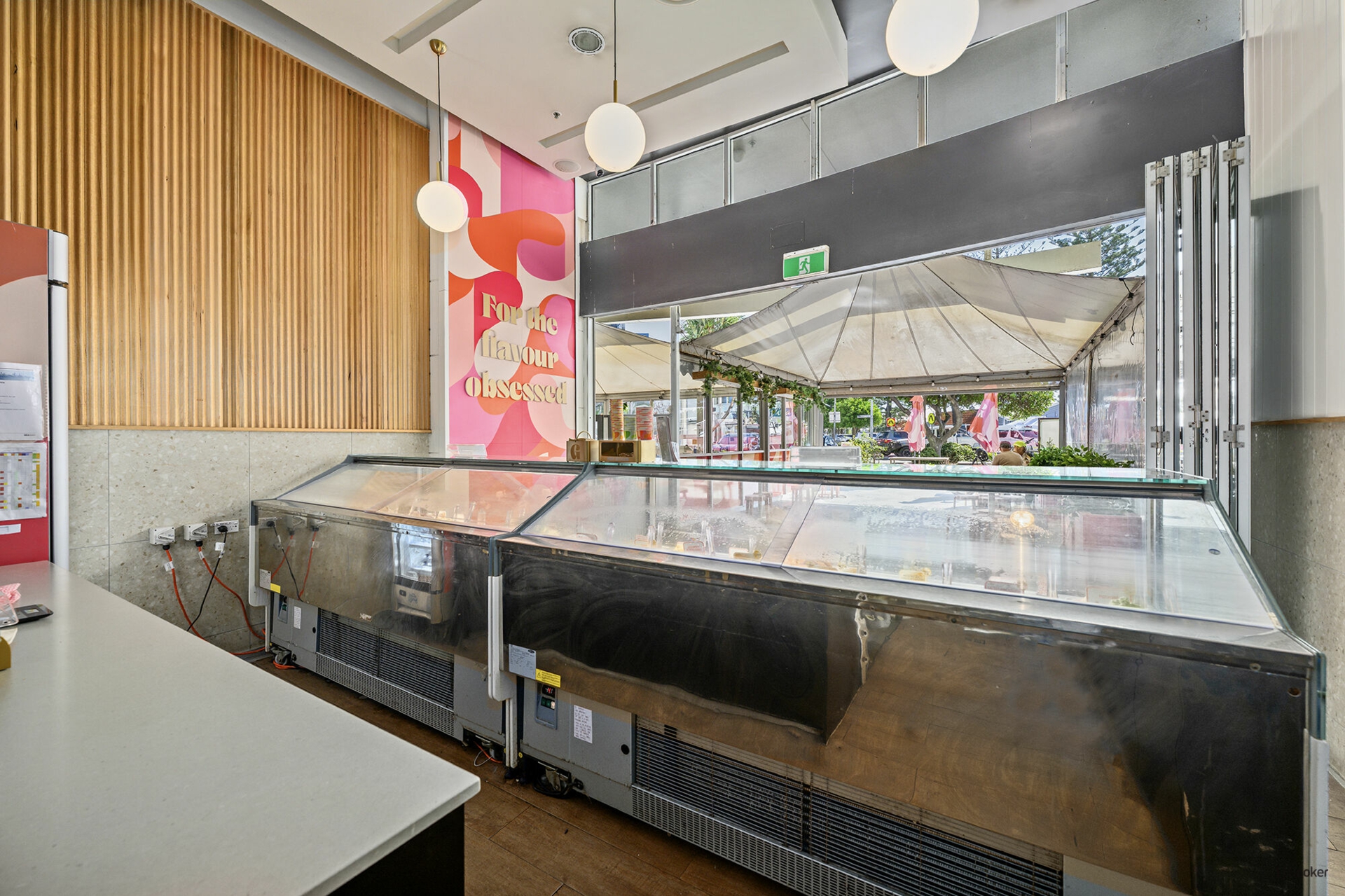 10/110 Marine Parade Coolangatta QLD - Retail for Sale - LJ Hooker