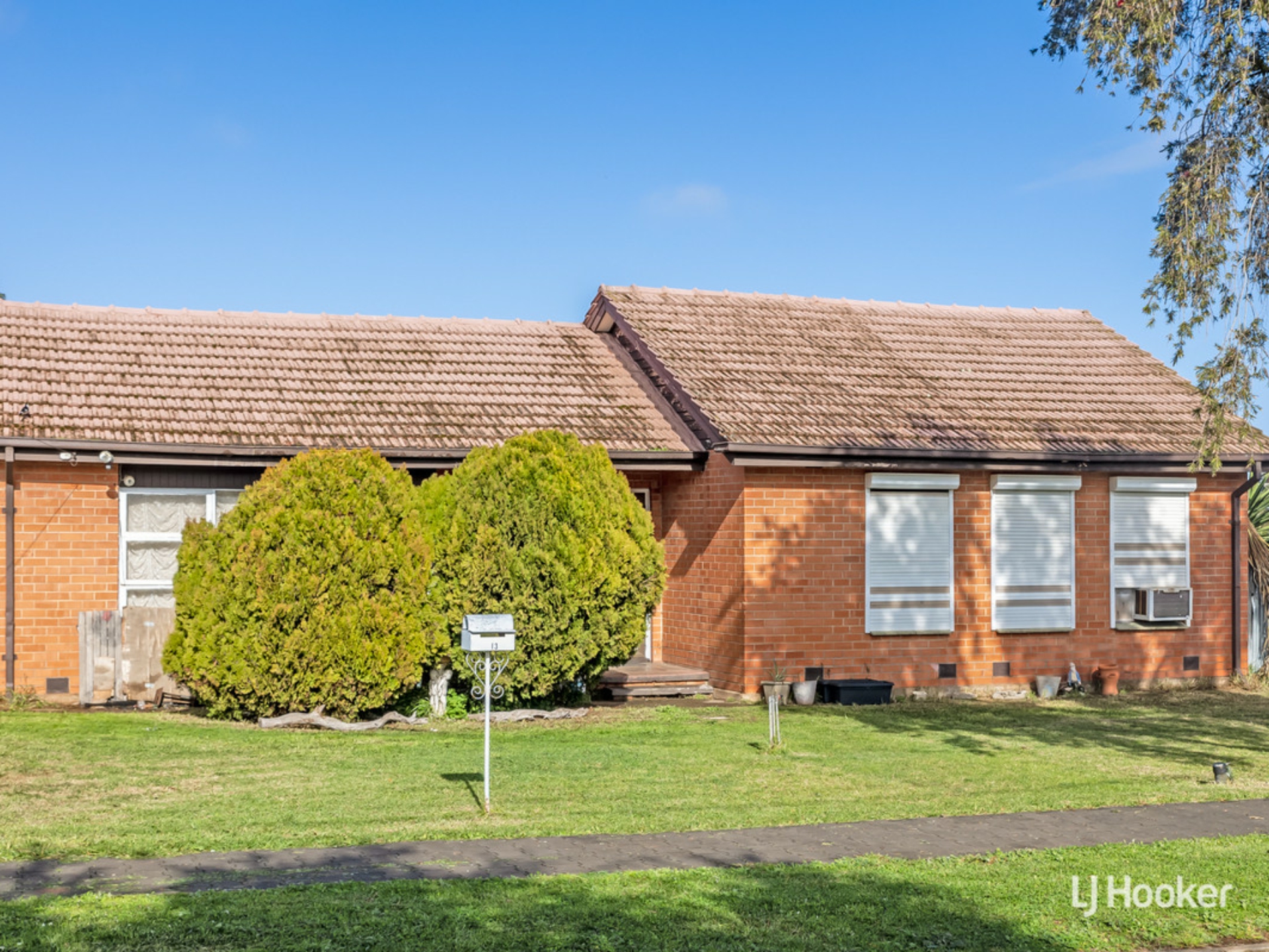 13 Searle Road Davoren Park SA - Property Details - LJ Hooker