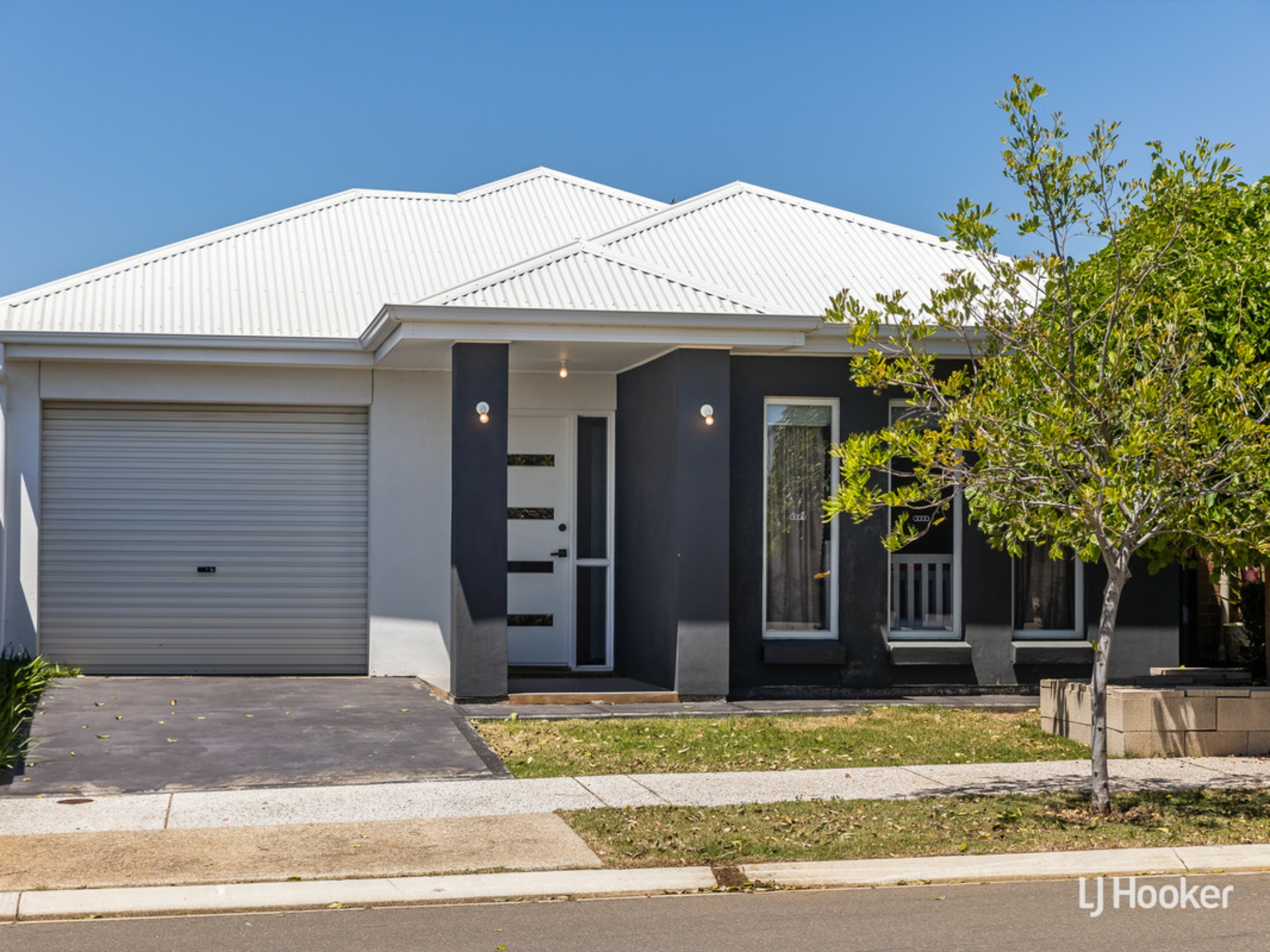 3 Tower Way Blakeview SA - Property Details - LJ Hooker