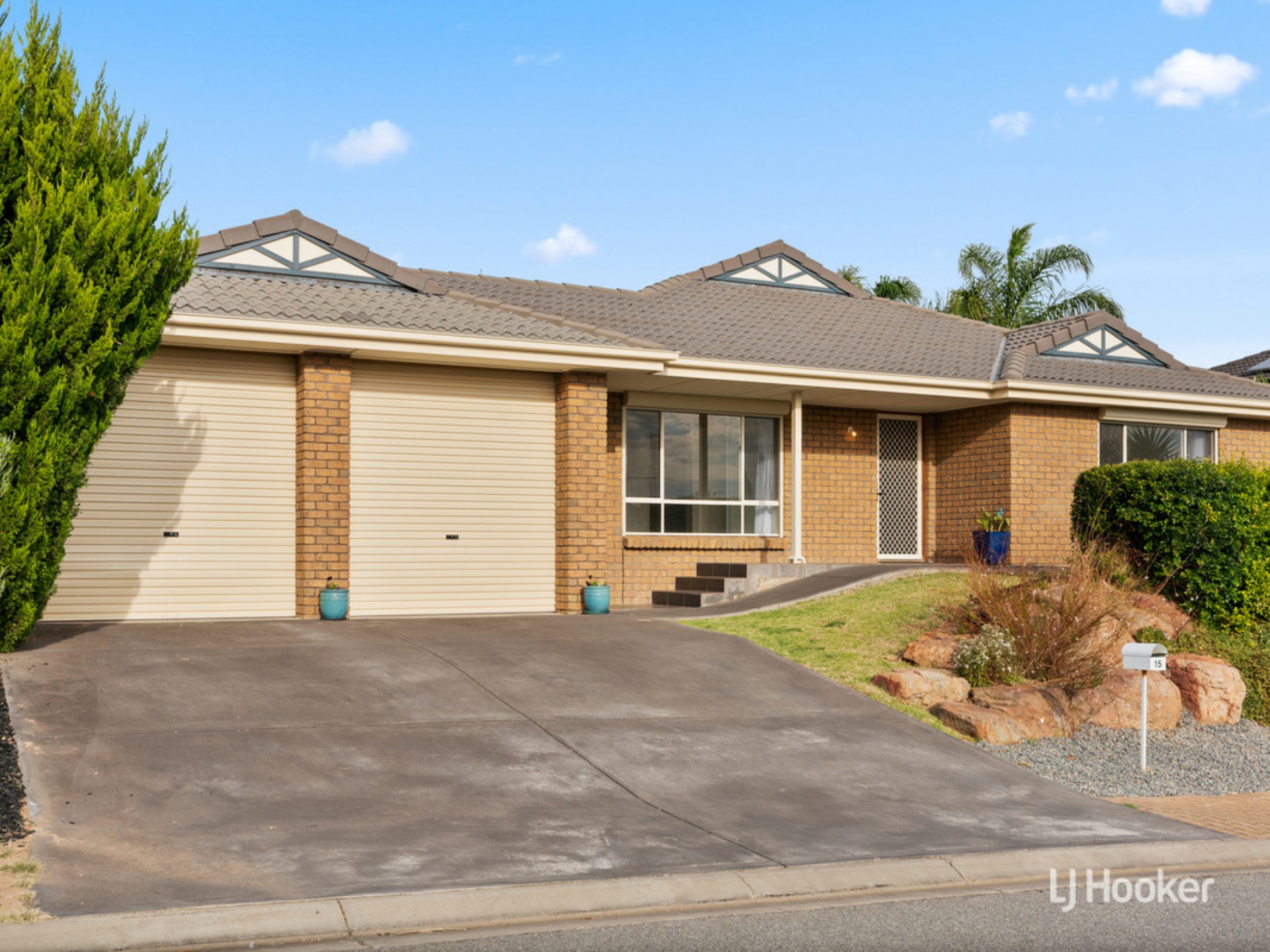 15 Norfolk Street Craigmore SA - Property Details - LJ Hooker