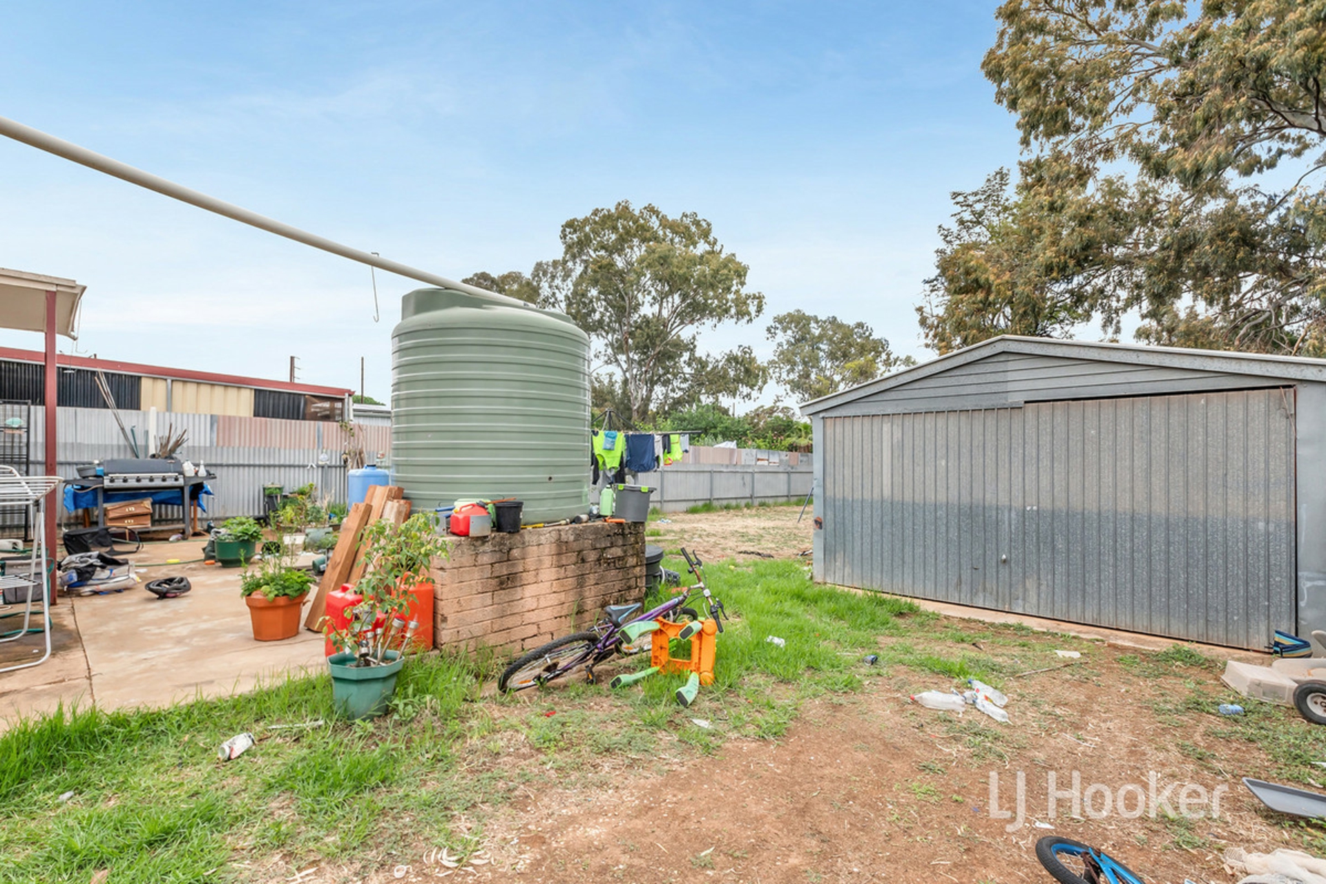 20 Twyford Street Elizabeth Grove SA - Property Details - LJ Hooker