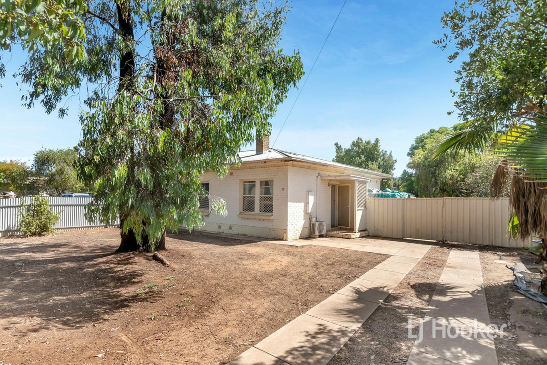 10 Sampson Road Elizabeth Grove SA - Property Details - LJ Hooker