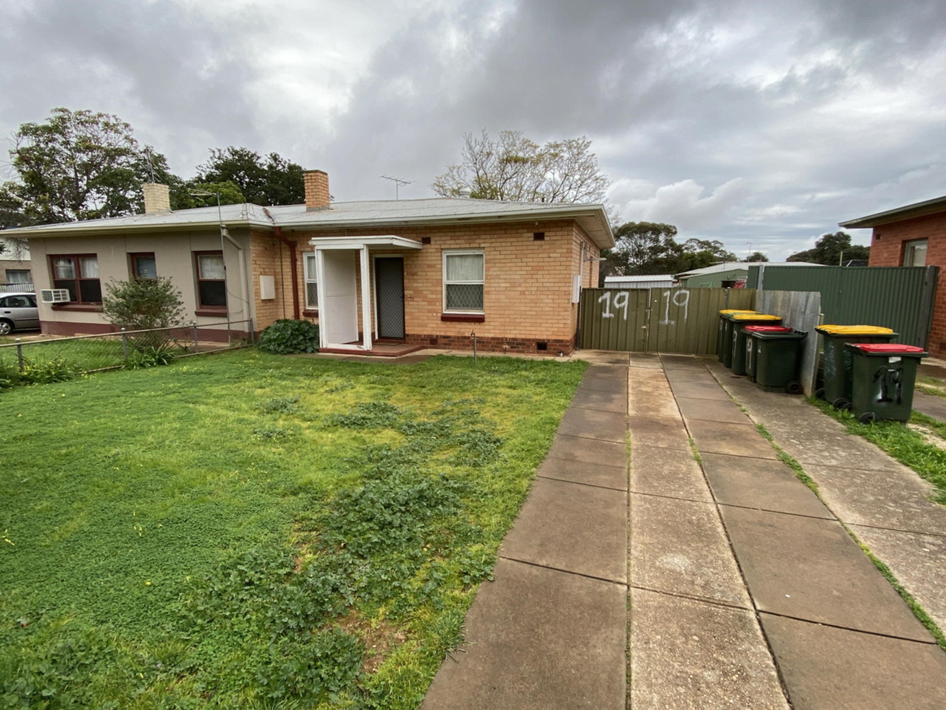 19 Turnbull Road Elizabeth Downs SA - House for Rent - LJ Hooker