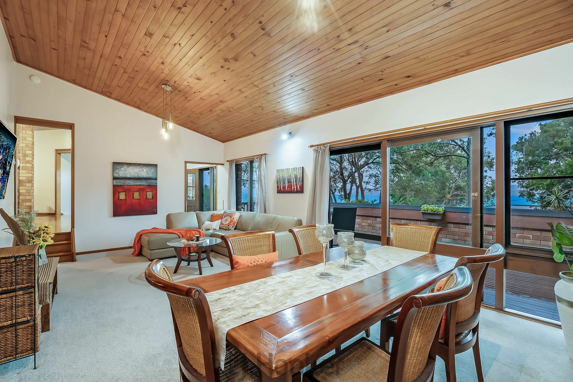 19 Skye Point Road Coal Point NSW - Property Details - LJ Hooker