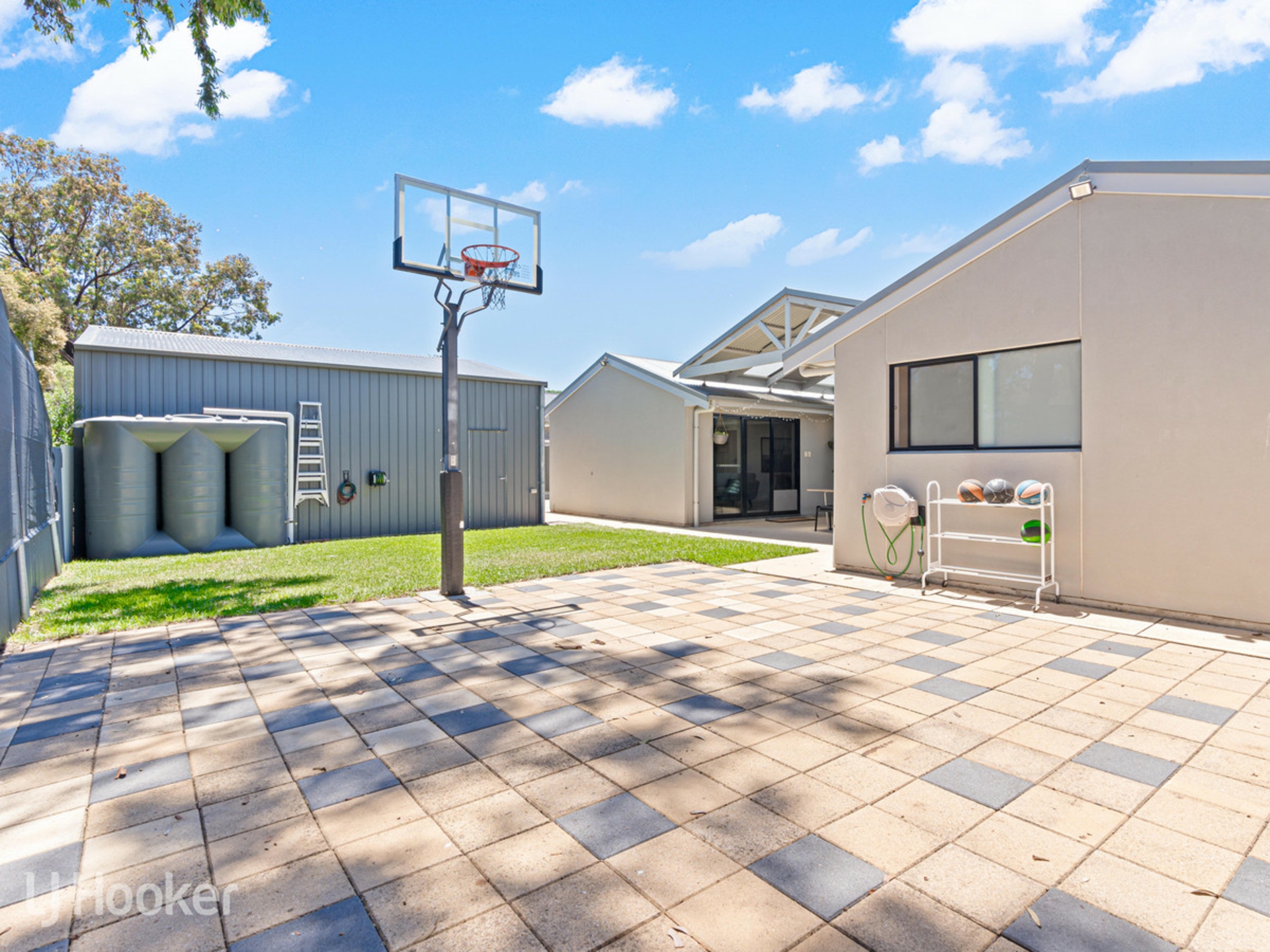 45 Australia Avenue Modbury SA - Property Details - LJ Hooker