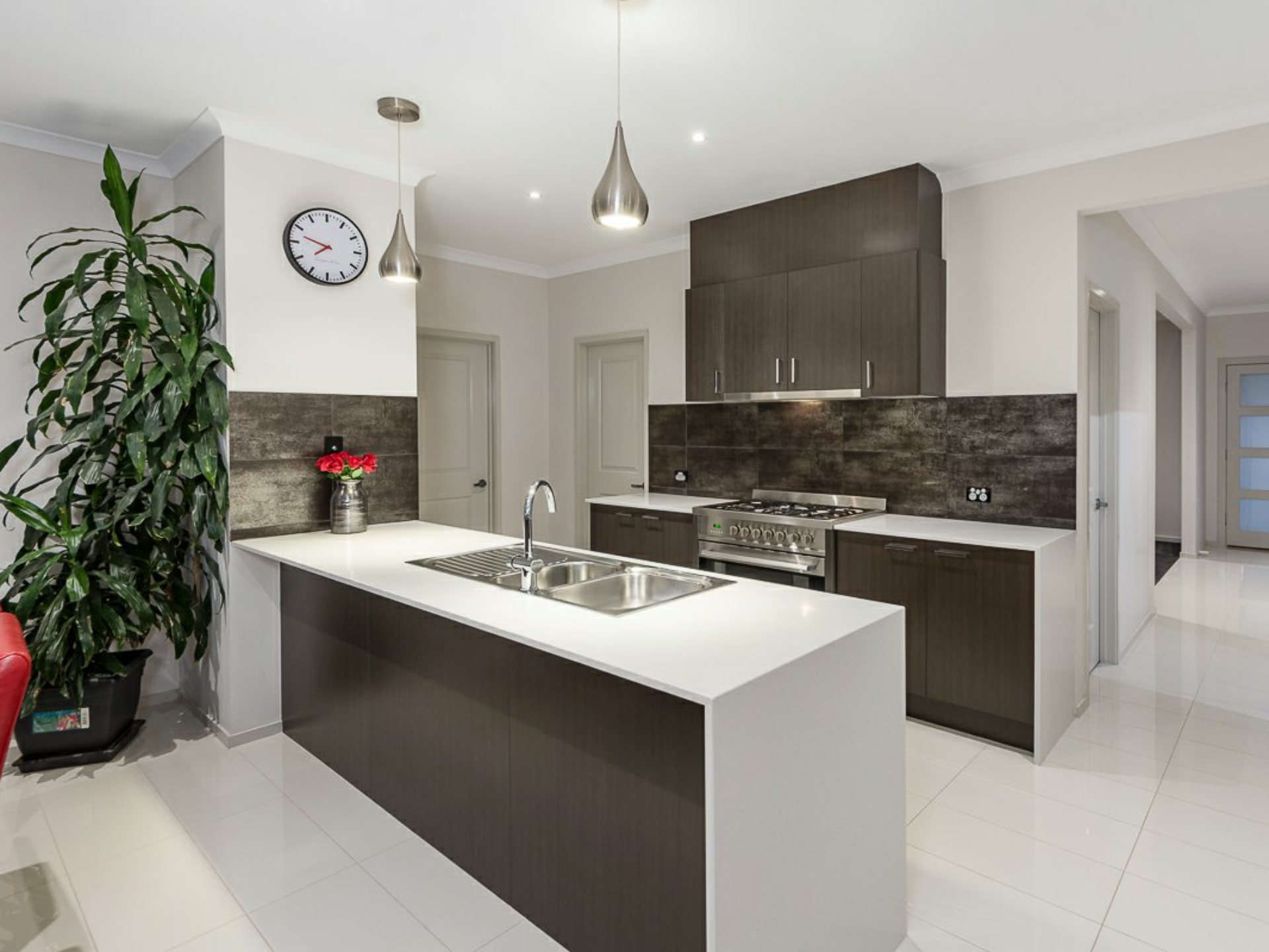 5 Aurora Circuit Meadows SA - Property Details - LJ Hooker