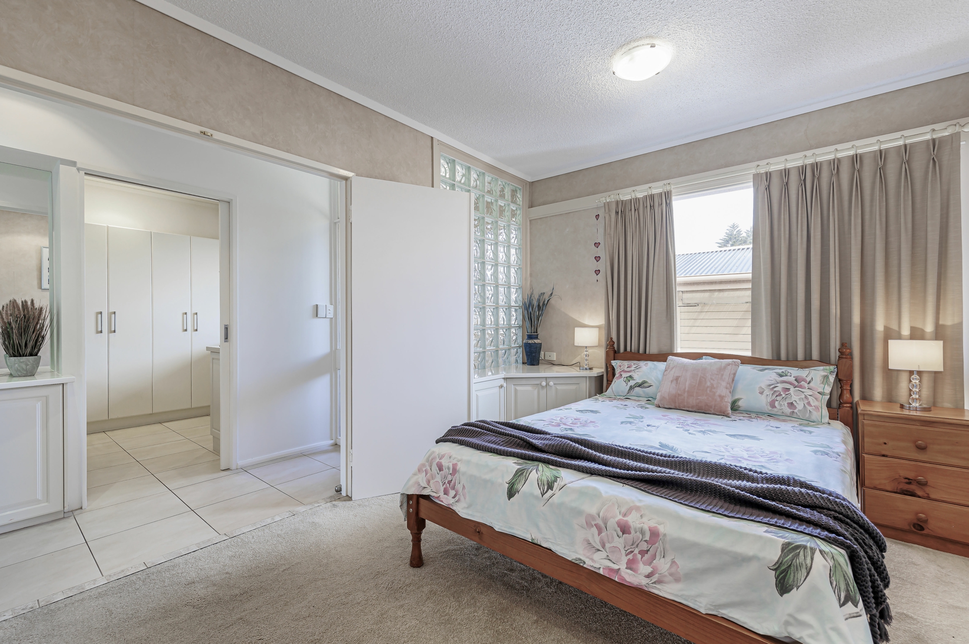 12-242-trimmer-parade-west-lakes-sa-property-details-lj-hooker