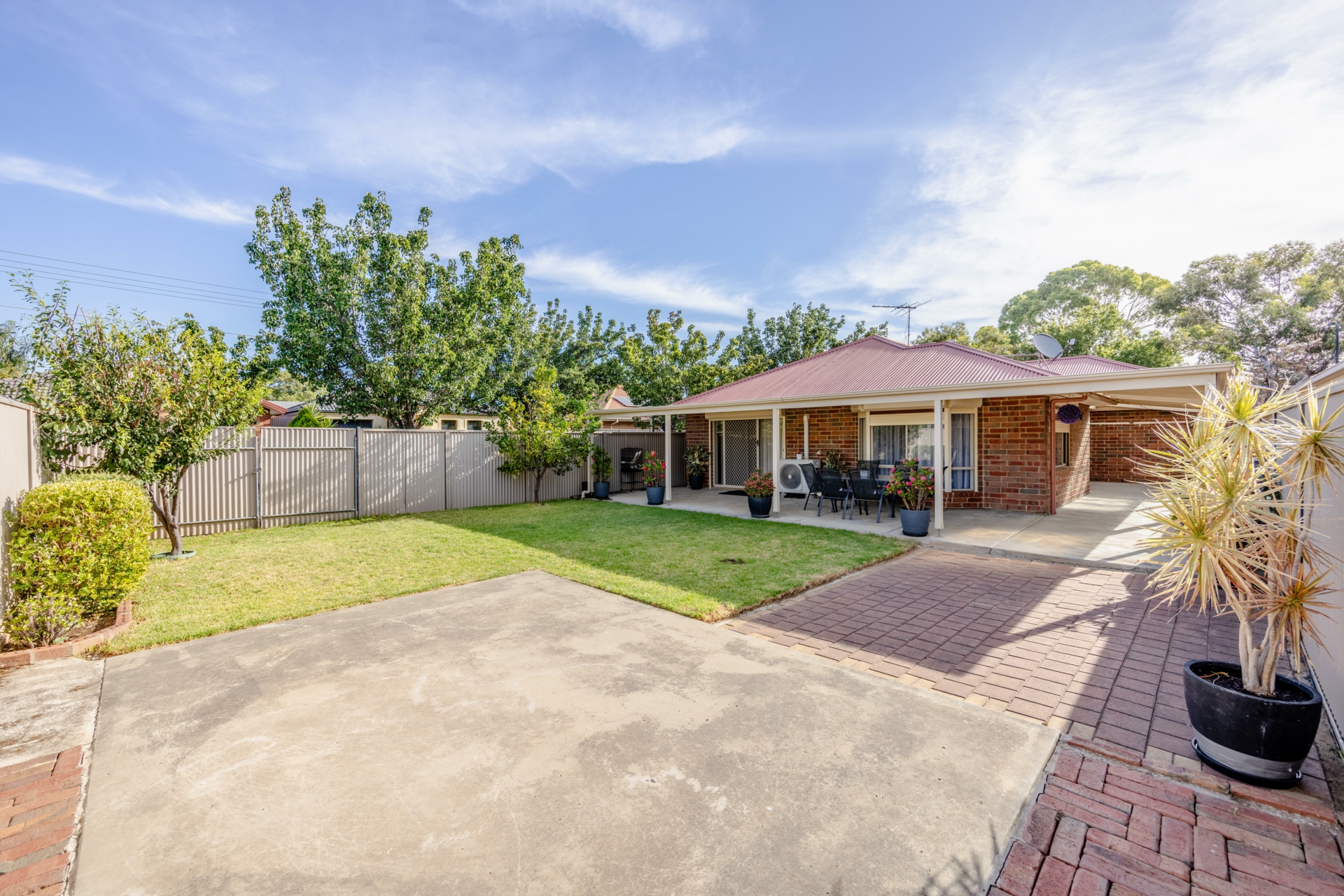 22 Inverway Street Ferryden Park SA - Property Details - LJ Hooker