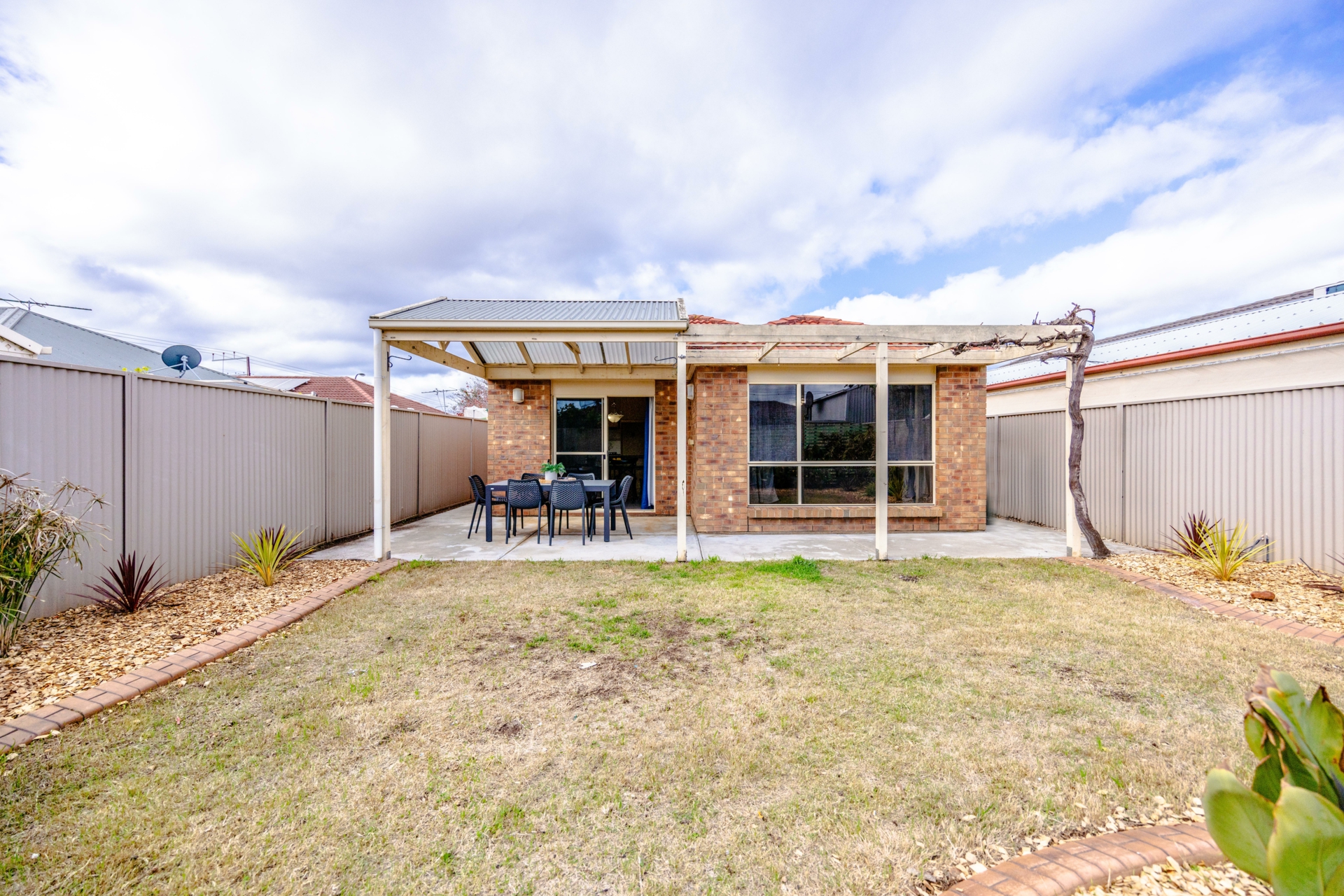 15 Jarrat Road Ferryden Park SA - Property Details - LJ Hooker