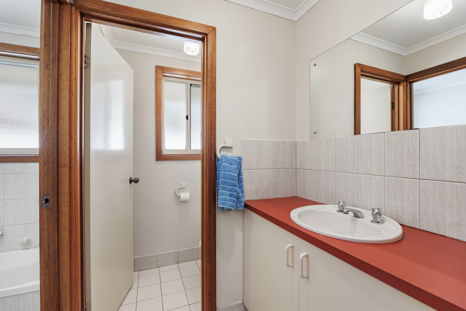1/6 Grevillia Drive Parafield Gardens SA - House for Sale - LJ Hooker