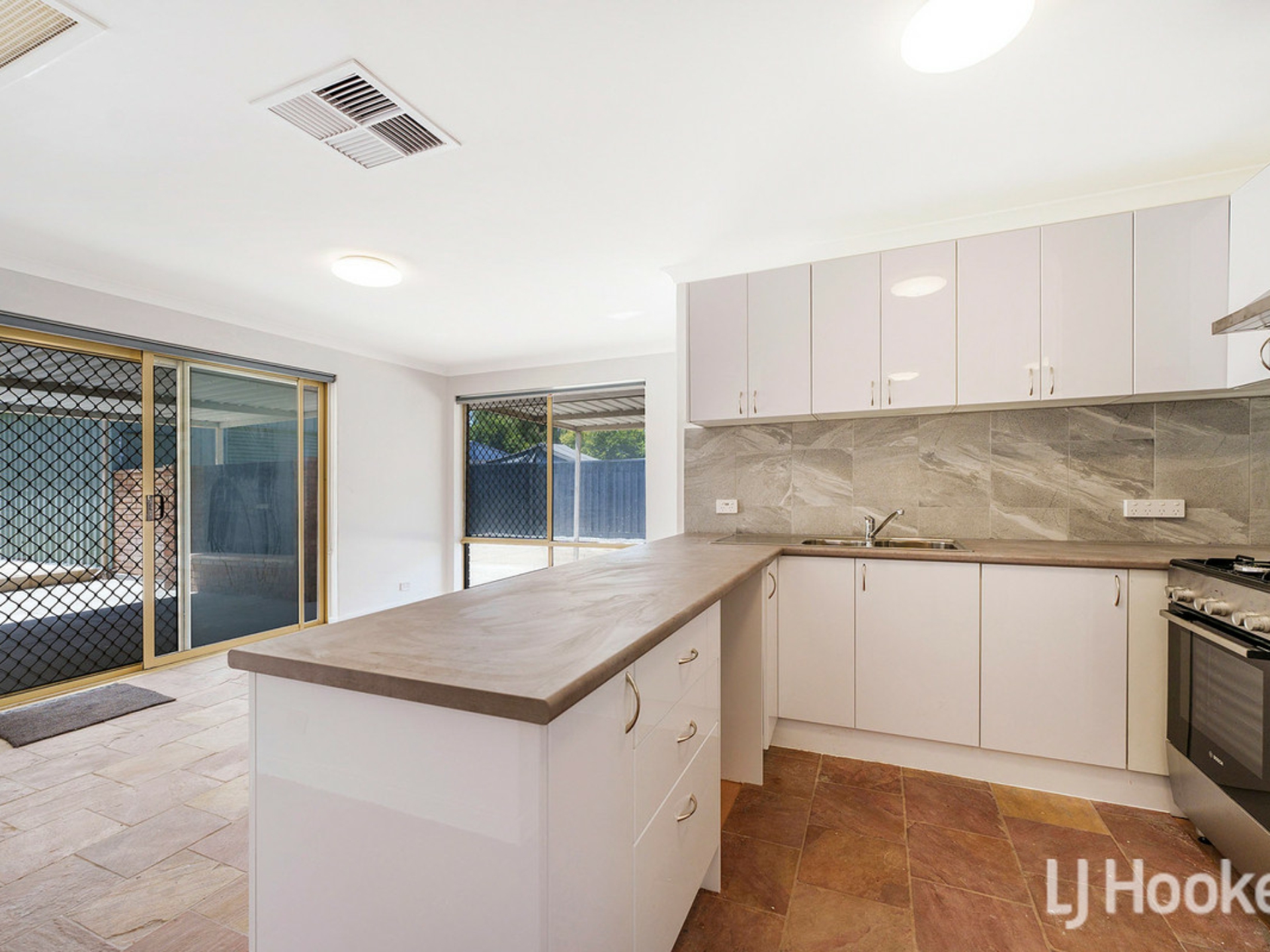 30 Colville Street Waikiki WA - Property Details - LJ Hooker