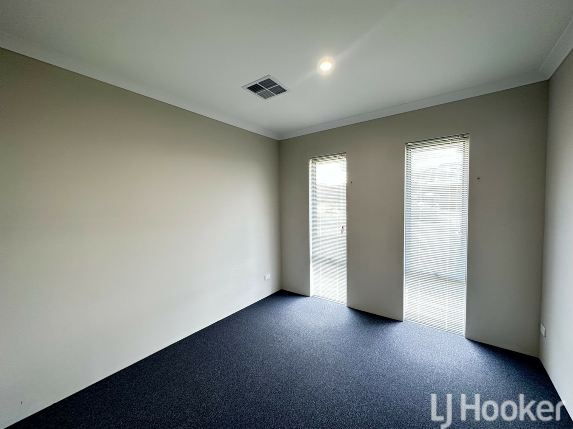 38 Sarasota Loop Madora Bay WA - Property Details - LJ Hooker