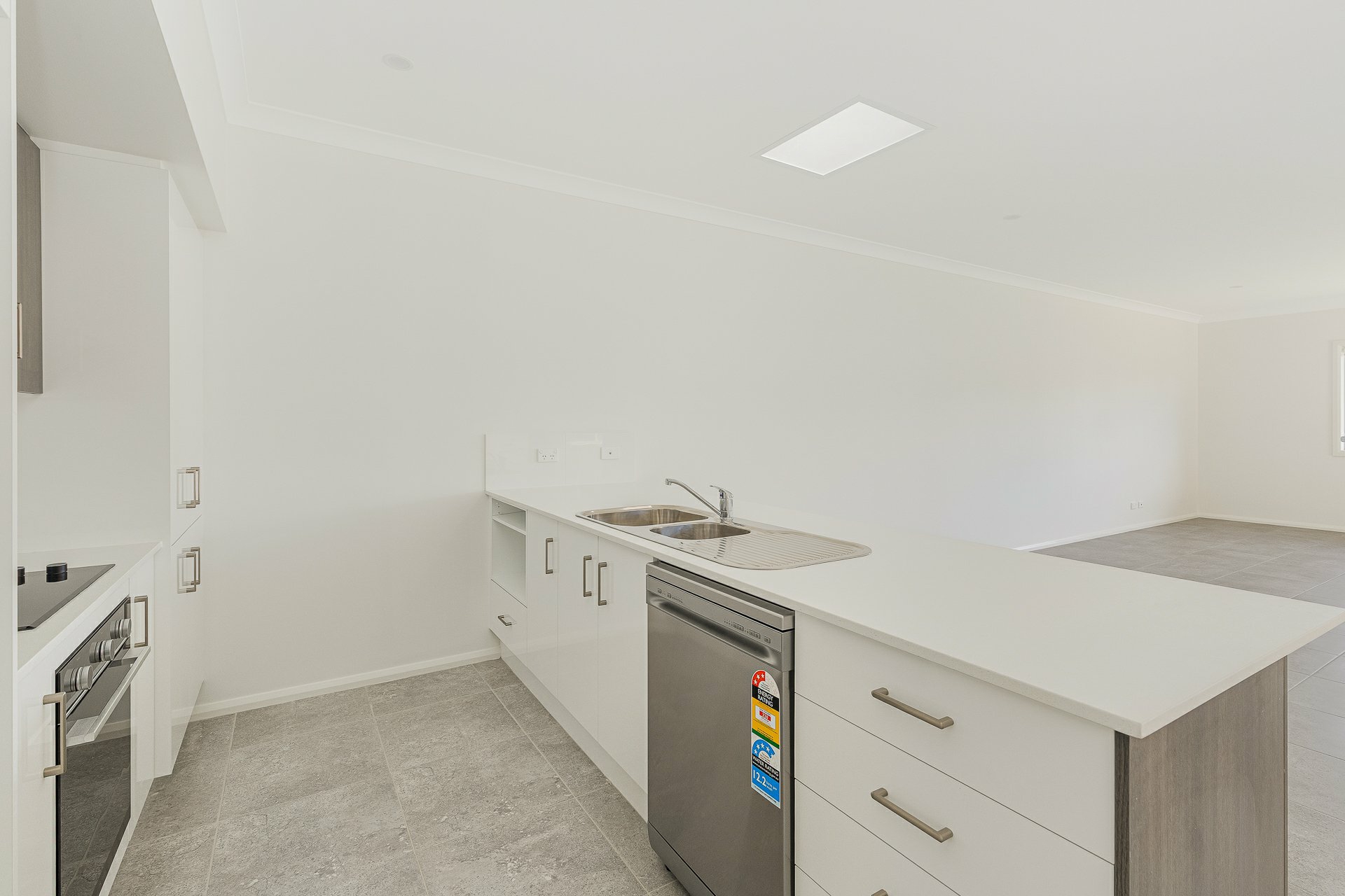 26a Warbler Circuit Bega NSW - DuplexSemi-detached for Sale - LJ Hooker