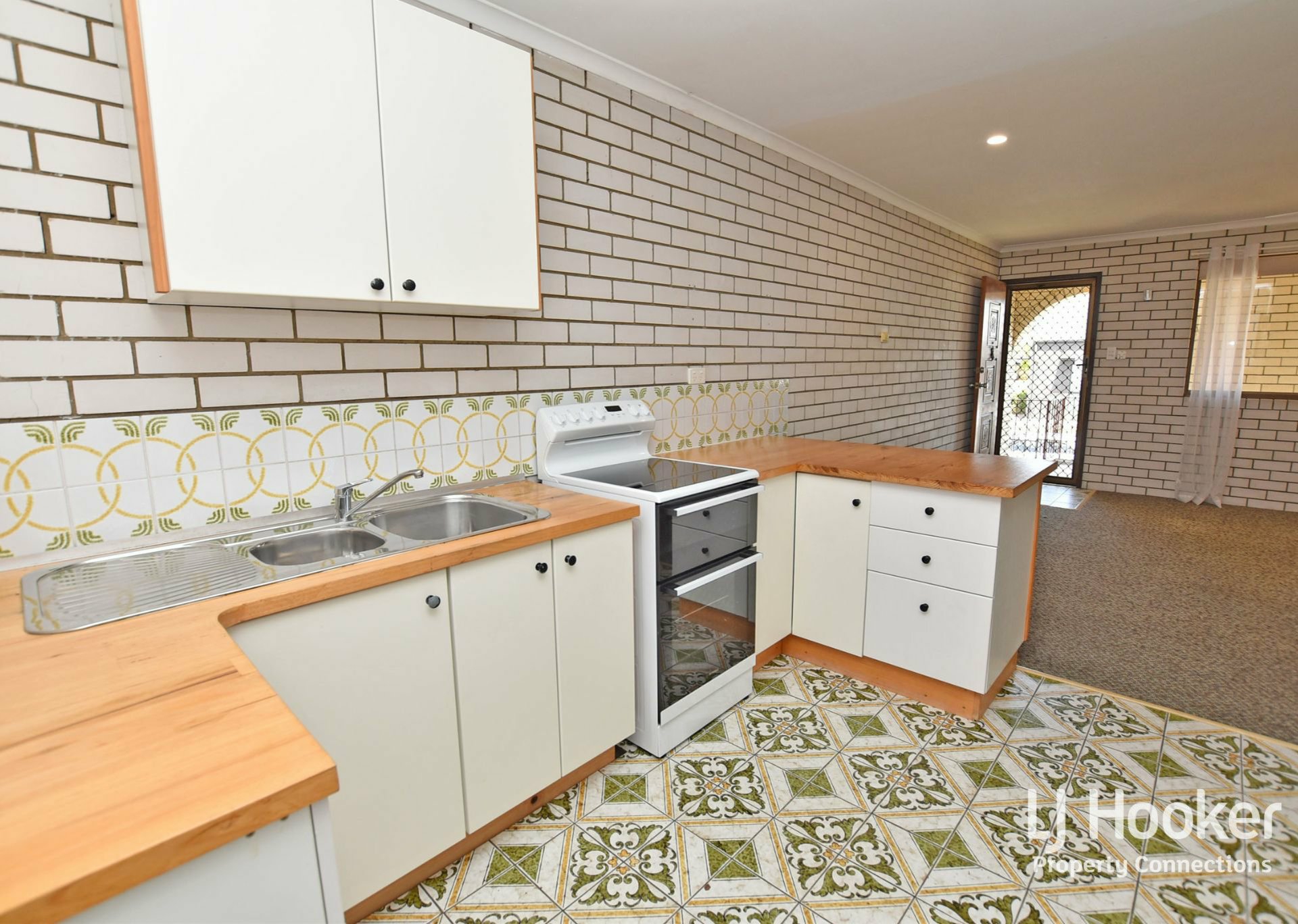 3/2B Andrew Street Kallangur QLD - Property Details - LJ Hooker