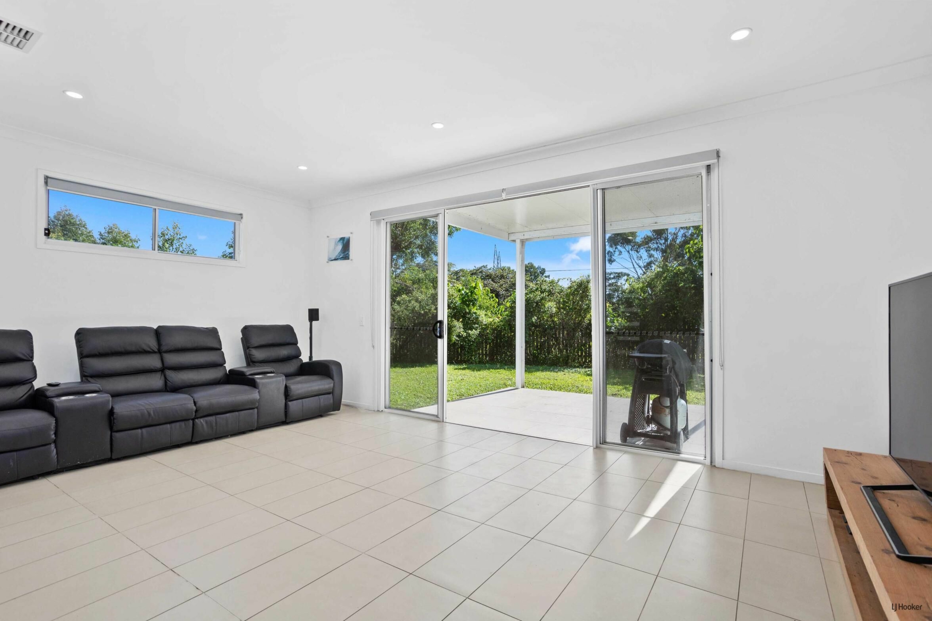 17/24 Bonogin Road Mudgeeraba QLD - Property Details - LJ Hooker
