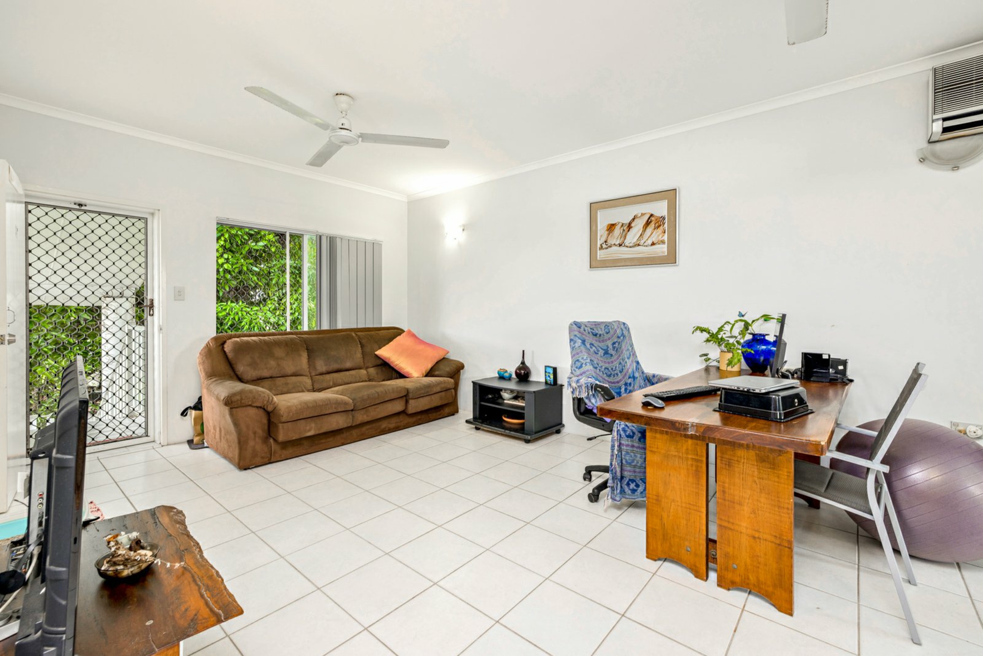 20/8-14 Rose Street Westcourt QLD - Property Details - LJ Hooker