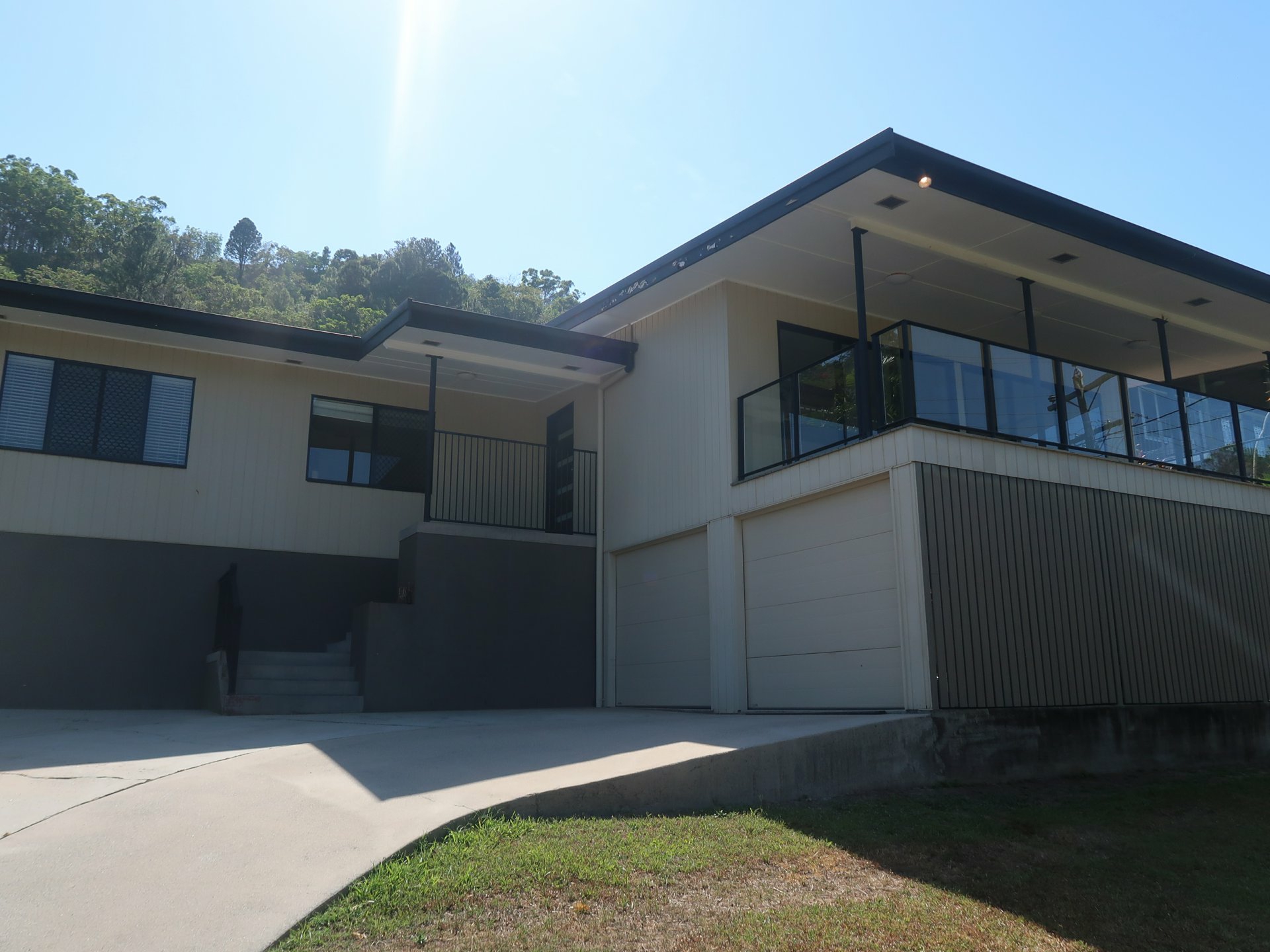 120 Hillview Crescent Whitfield QLD - Property Details - LJ Hooker