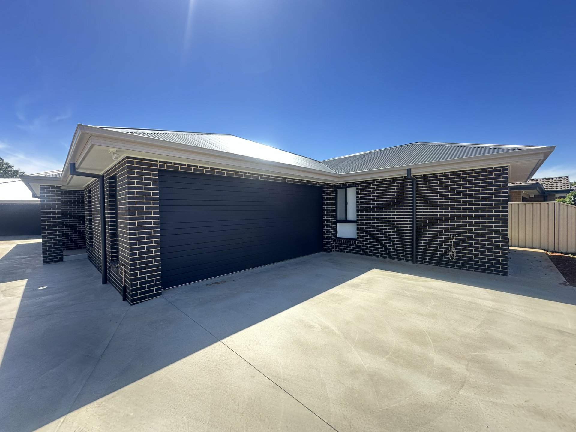 Unit 1/5 Rovere Place Griffith NSW - Property Details - LJ Hooker
