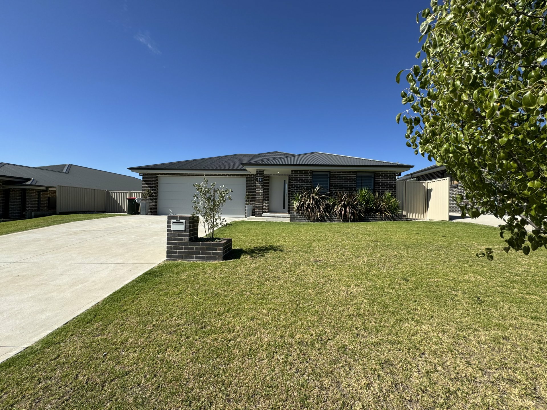 18 Basalt Way Kelso NSW - Property Details - LJ Hooker