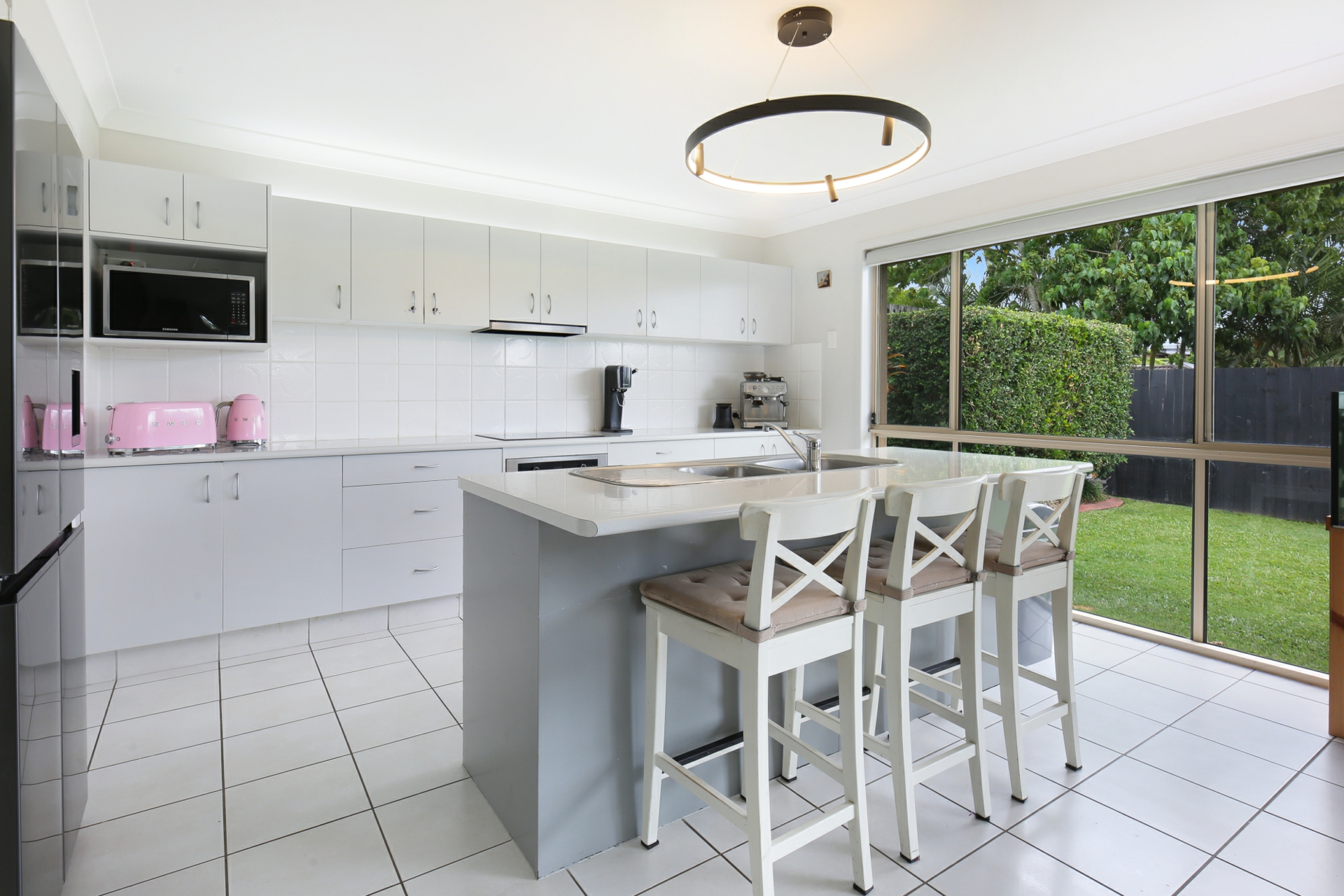 7 Whitely Circuit Maudsland QLD - Property Details - LJ Hooker