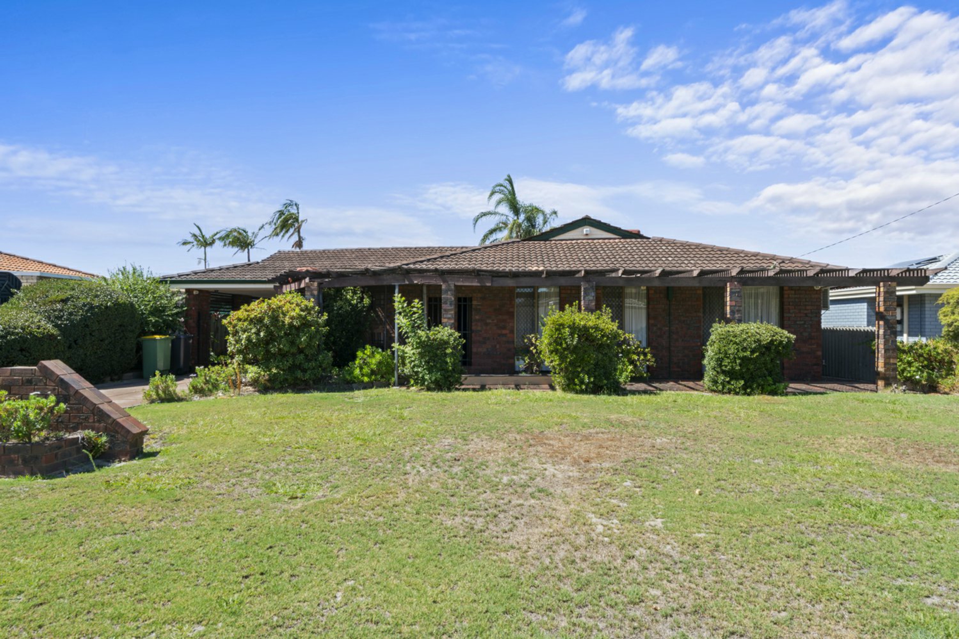 6 Alciston Way Huntingdale WA - Property Details - LJ Hooker