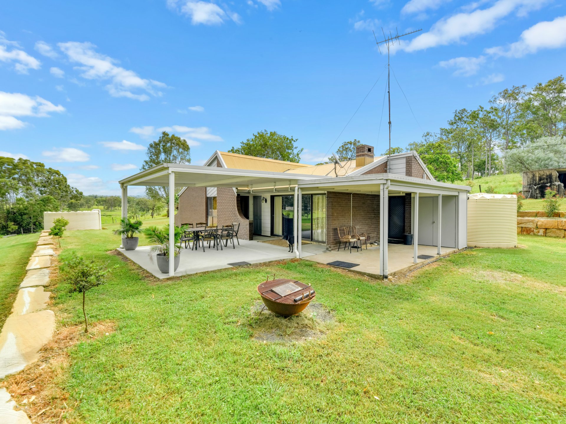 49 Penola Road Allenview QLD - Property Details - LJ Hooker