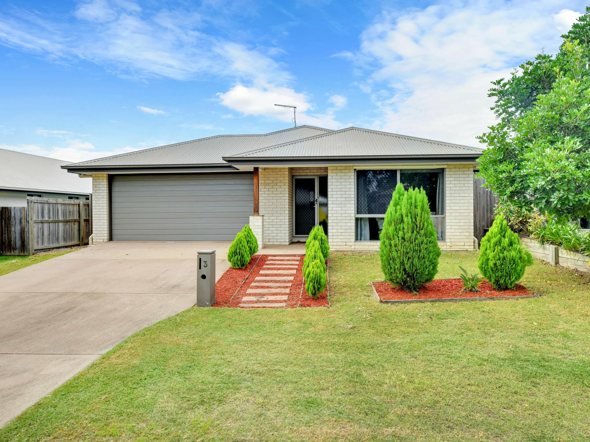 3 Songbird Circuit Flagstone QLD - Property Details - LJ Hooker