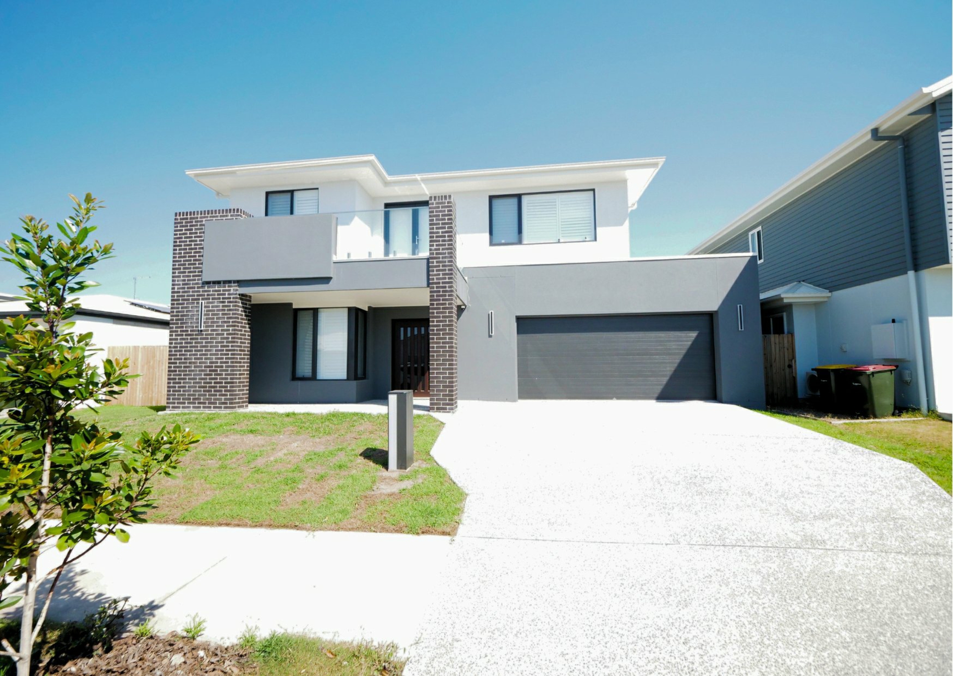 7 Bremer Circuit Banya QLD - Property Details - LJ Hooker