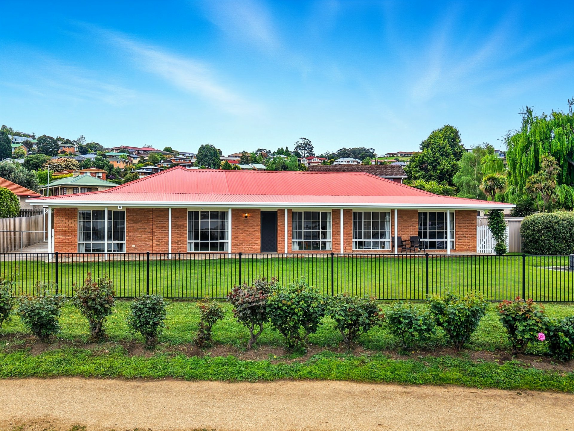 9 Tyson Place Old Beach TAS - Property Details - LJ Hooker