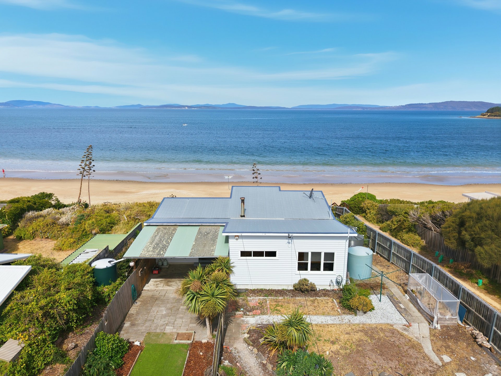 50 Frederick Henry Parade Cremorne TAS - Property Details - LJ Hooker