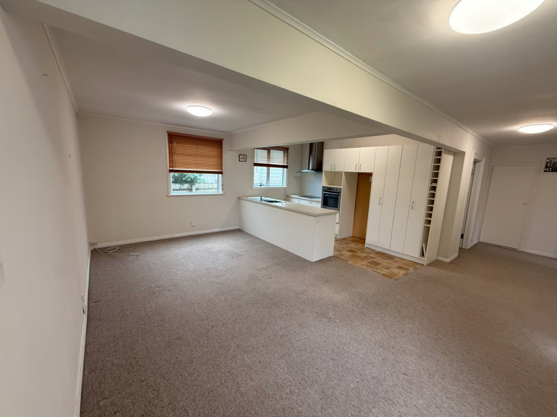 B/23 Royal Crescent Saint Kilda - Flat for Rent - LJ Hooker