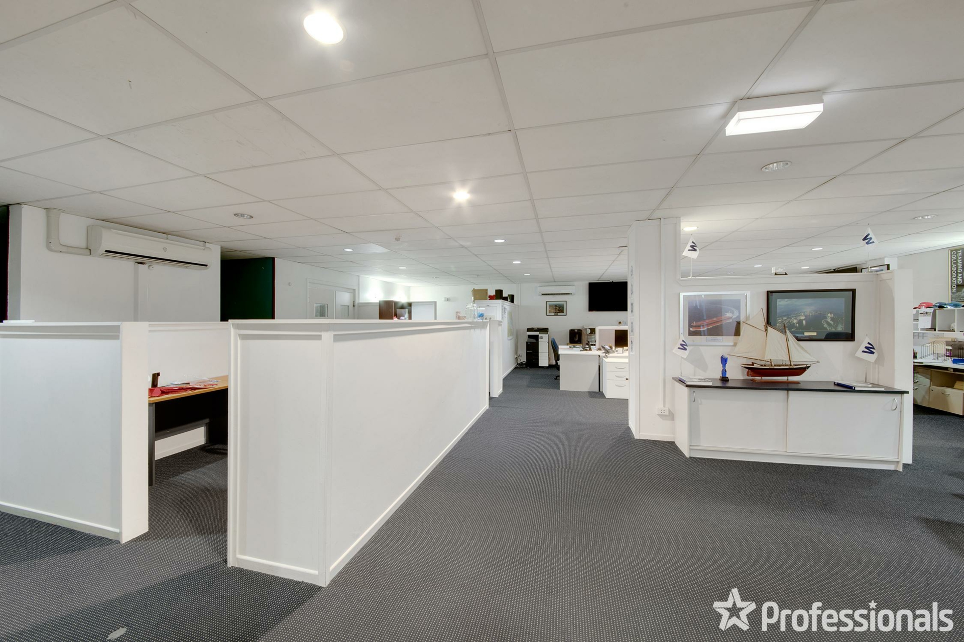 2/19 Tank Street Gladstone Central QLD - Offices for Sale - LJ Hooker